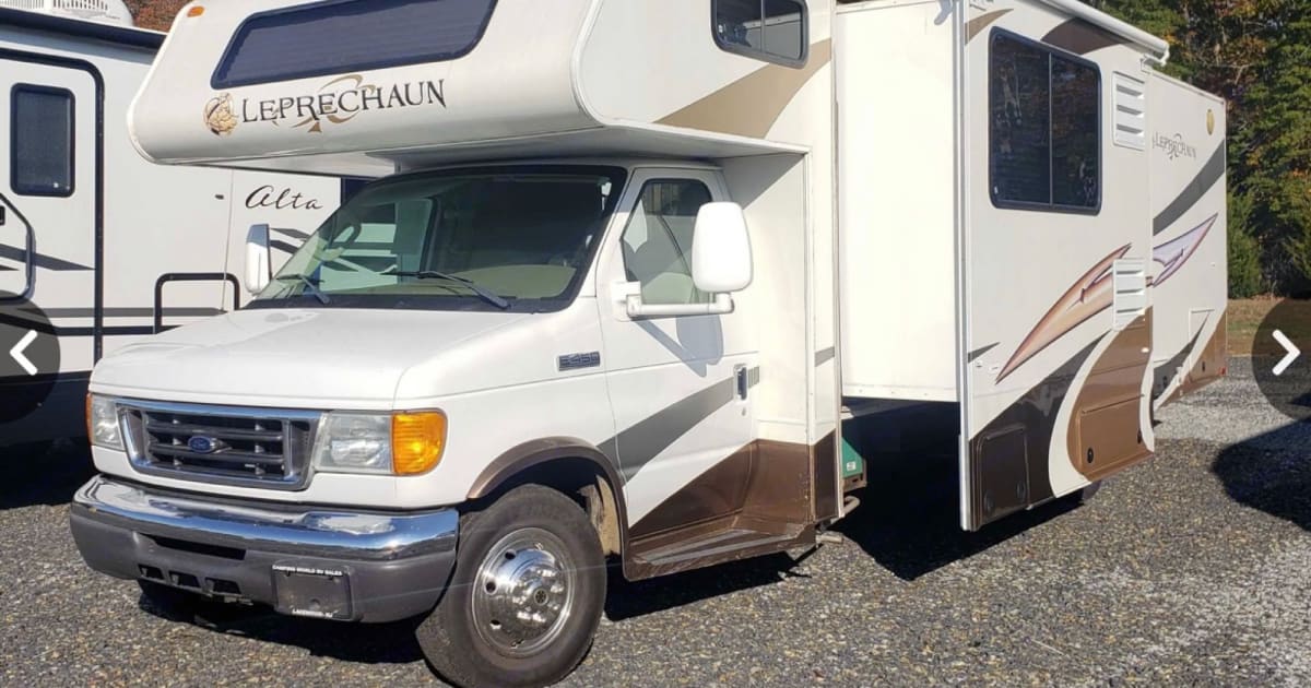 2007 Coachmen Leprechaun Class C Rental in Atlantic City, NJ | Outdoorsy