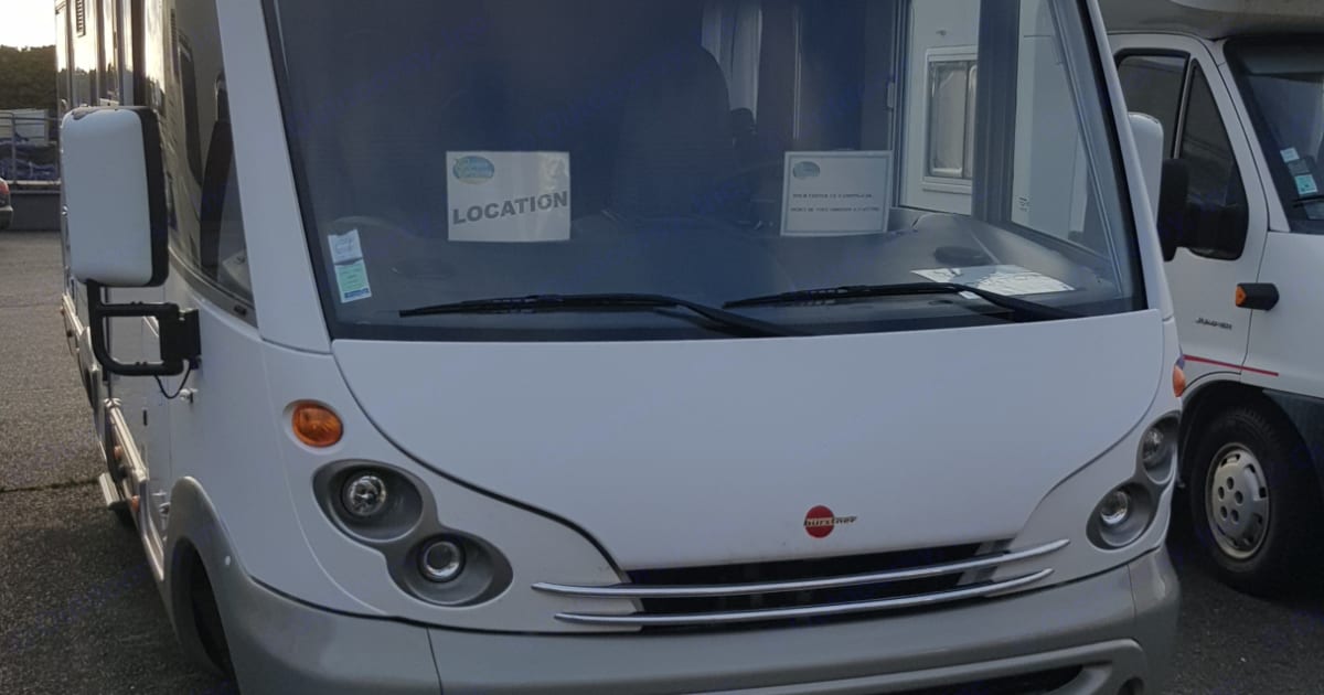 2006 BURSTNER Elegance i 685 Intégral Rental in Périers, | Outdoorsy