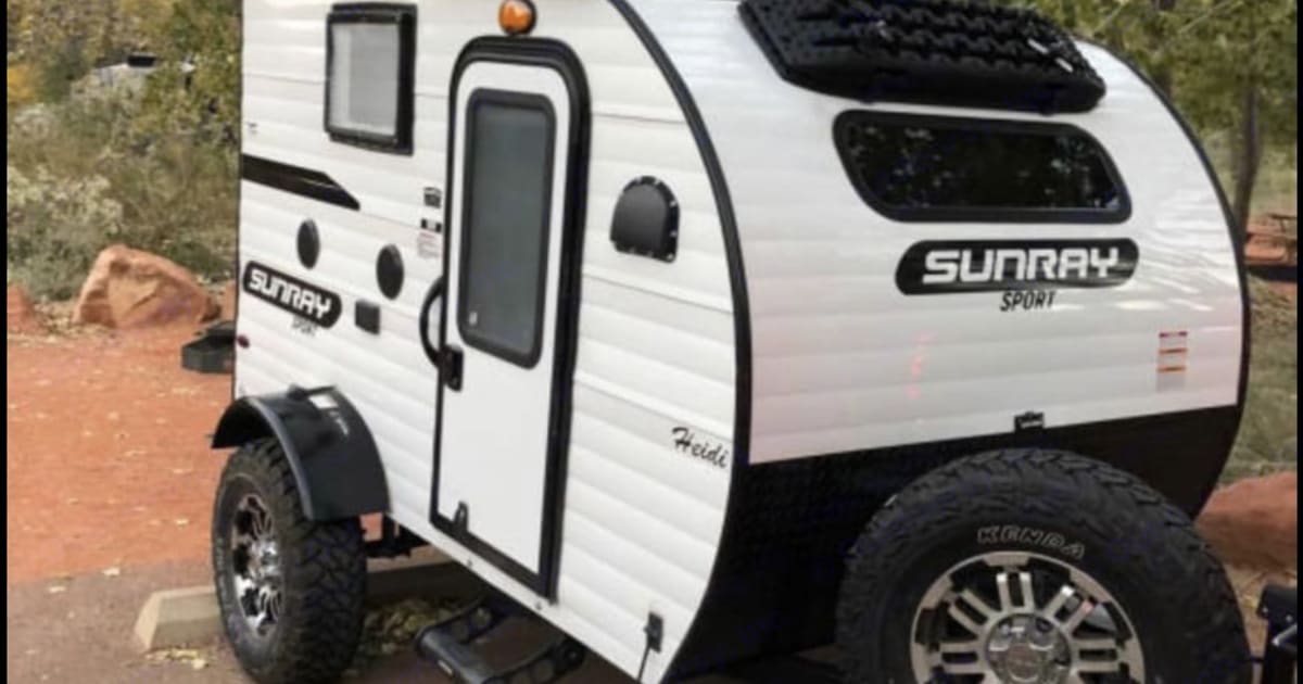 2020 Sunset Park RV SunRay Travel trailer Rental in Rexburg, ID | Outdoorsy