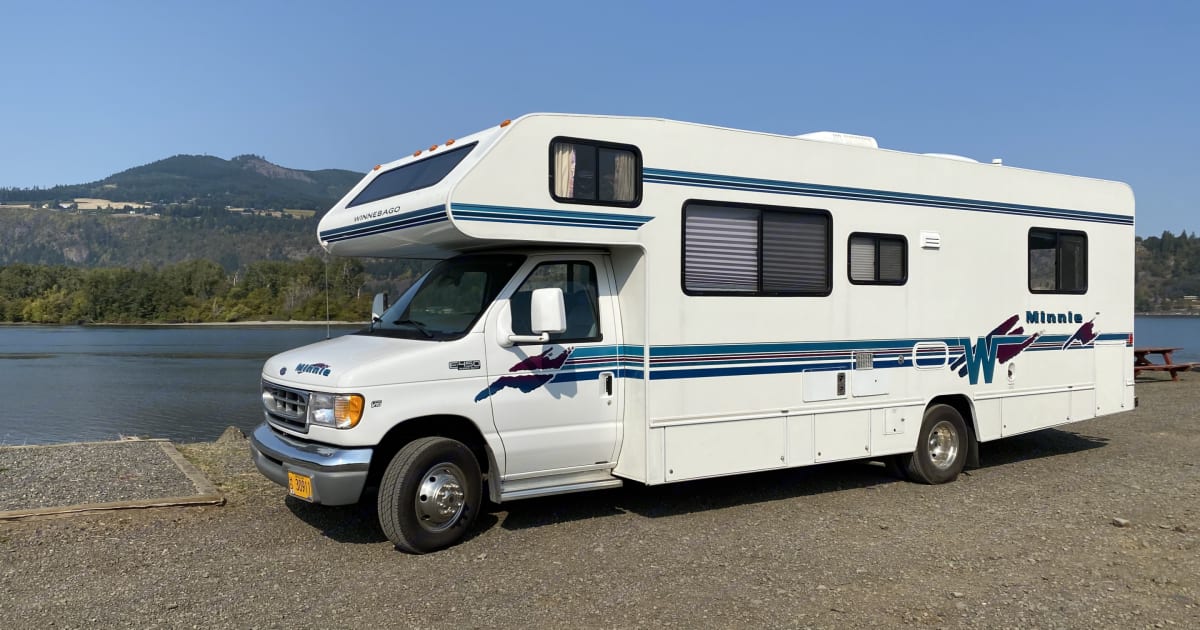 1999 Ford E450 Motorhome Rental in Las Vegas, NV | Outdoorsy