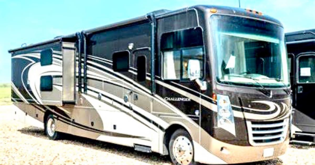 2015 Thor Challenger Class A Rental in Fort Washington, MD | Outdoorsy