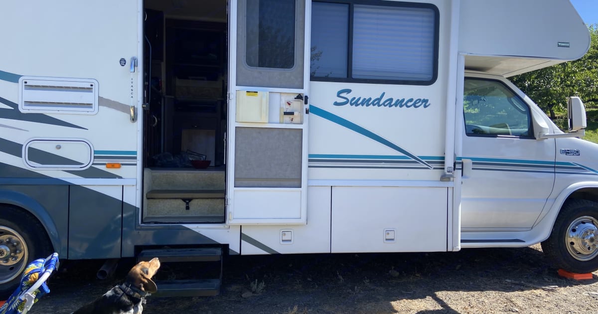 2004 Itasca Sundancer Class C Rental in Wenatchee, WA | Outdoorsy