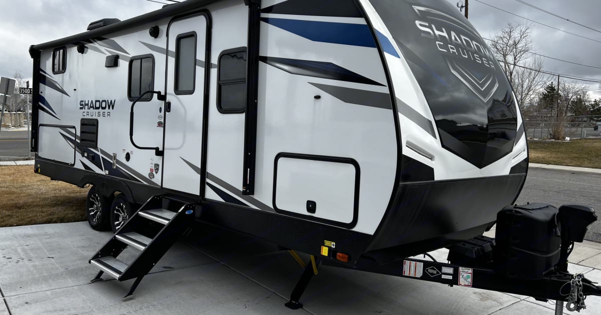 2022 Cruiser Shadow Cruiser 240 BHS Travel trailer Rental in WEST ...