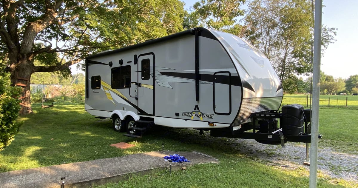 2021 Coachmen Adrenaline Toy hauler Rental in Corona, CA | Outdoorsy