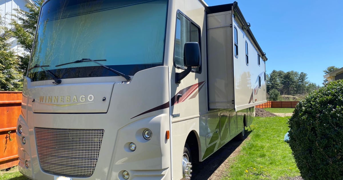 2019 Winnebago Sunstar Class A Rental in Acushnet, MA | Outdoorsy
