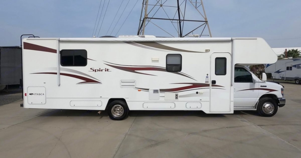 2014 Itasca Spirit Class C Rental in Anaheim, CA | Outdoorsy