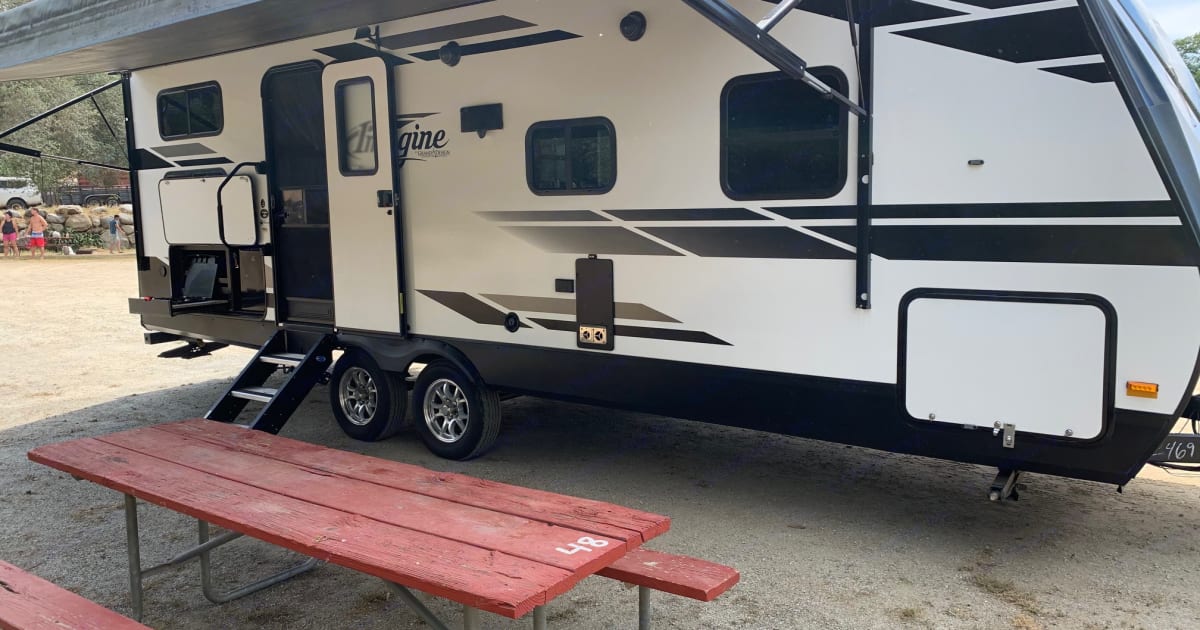 2019 Grand Design Imagine Caravane Rental in Three Rivers, CA | Outdoorsy