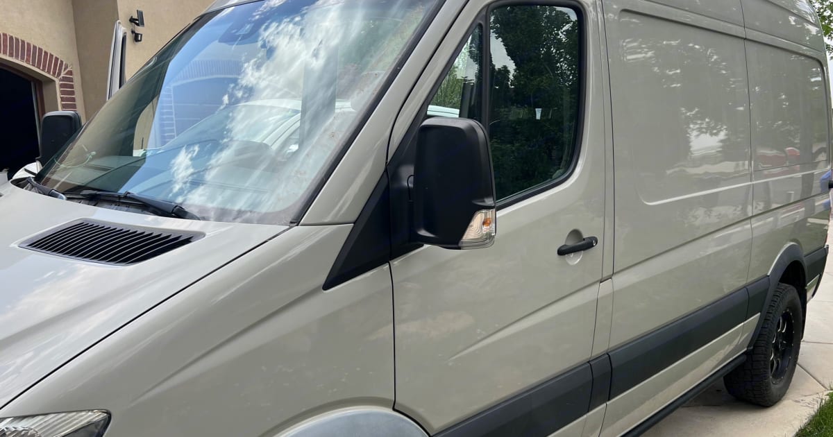 2017 Freightliner Sprinter Camper van Rental in Farmington, UT | Outdoorsy