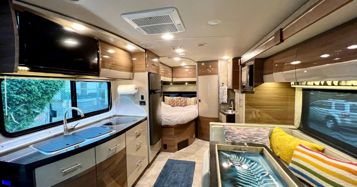 2015 Itasca Navion Class C Rental in Reno, NV | Outdoorsy