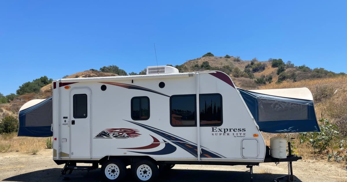 2011 Keystone RV Passport Express Super Lite 190 EXP Travel trailer ...