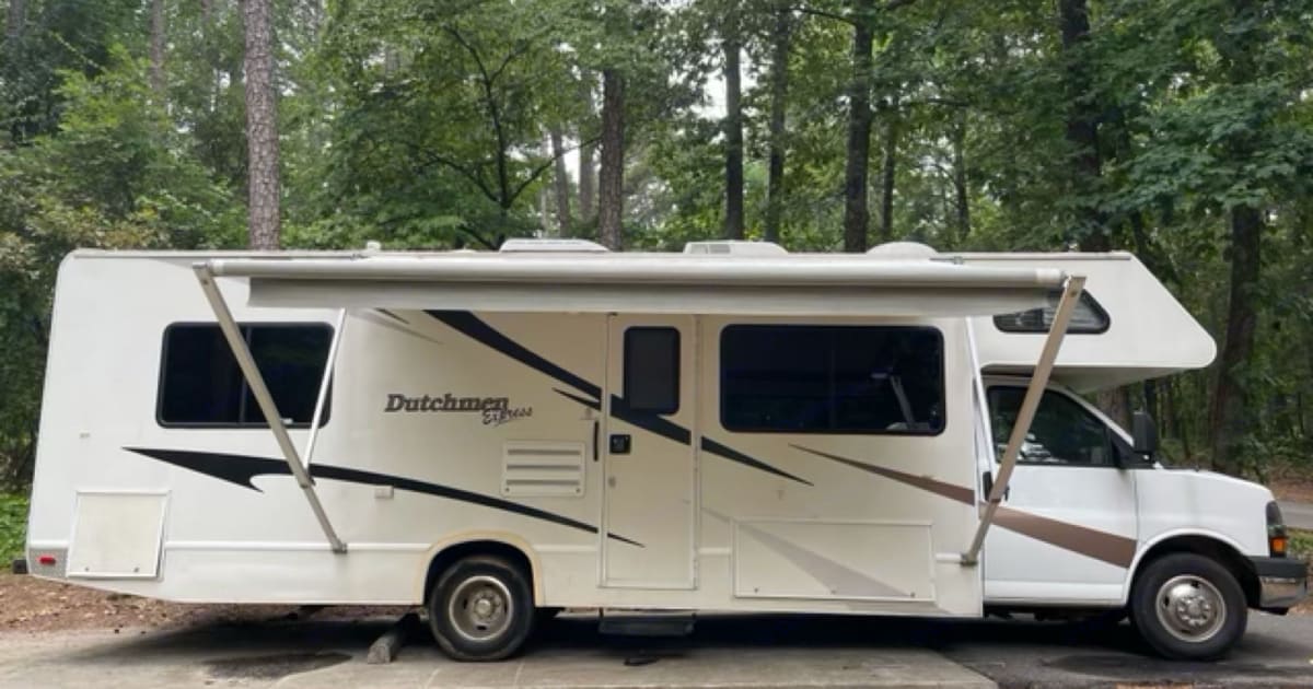 2006 Dutchmen Express Class C Rental in Whitesburg, GA | Outdoorsy