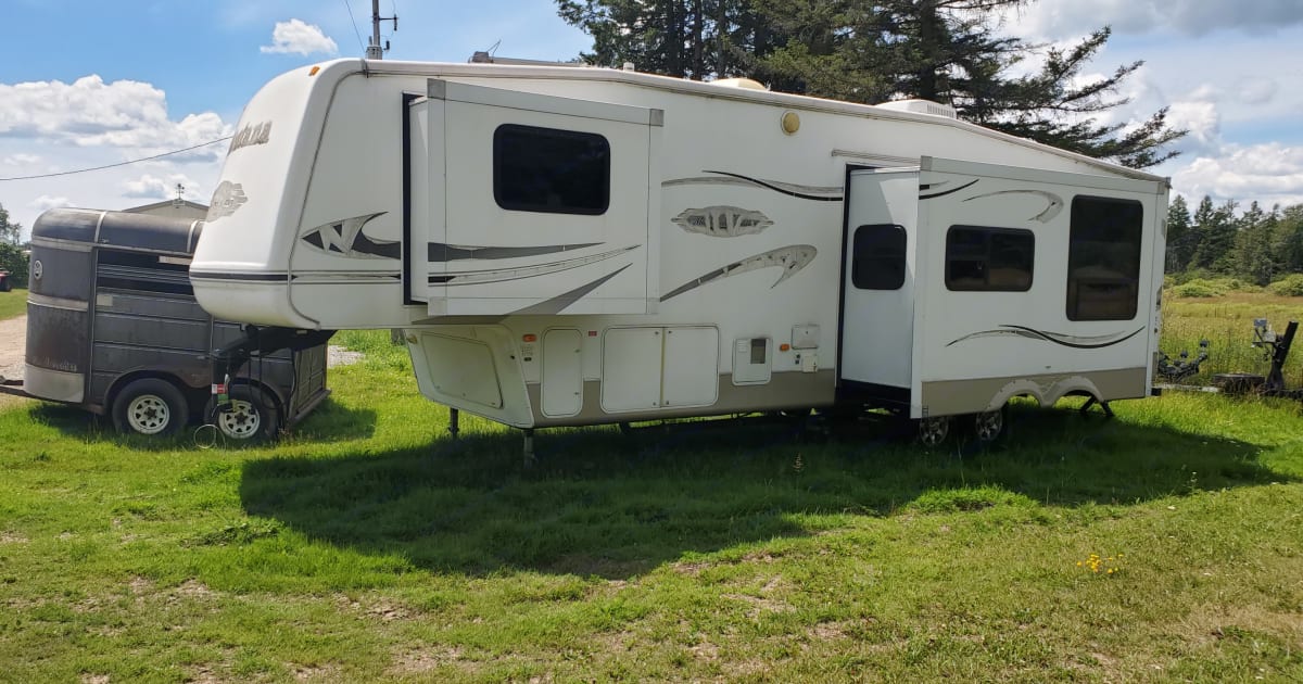 2007 Keystone RV Montana Mountaineer Fifth-wheel Rental in Rock, MI ...