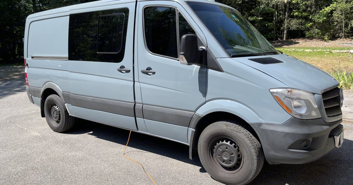 2014 Mercedes-Benz B class campervan MB 140 Camper van Rental in ...