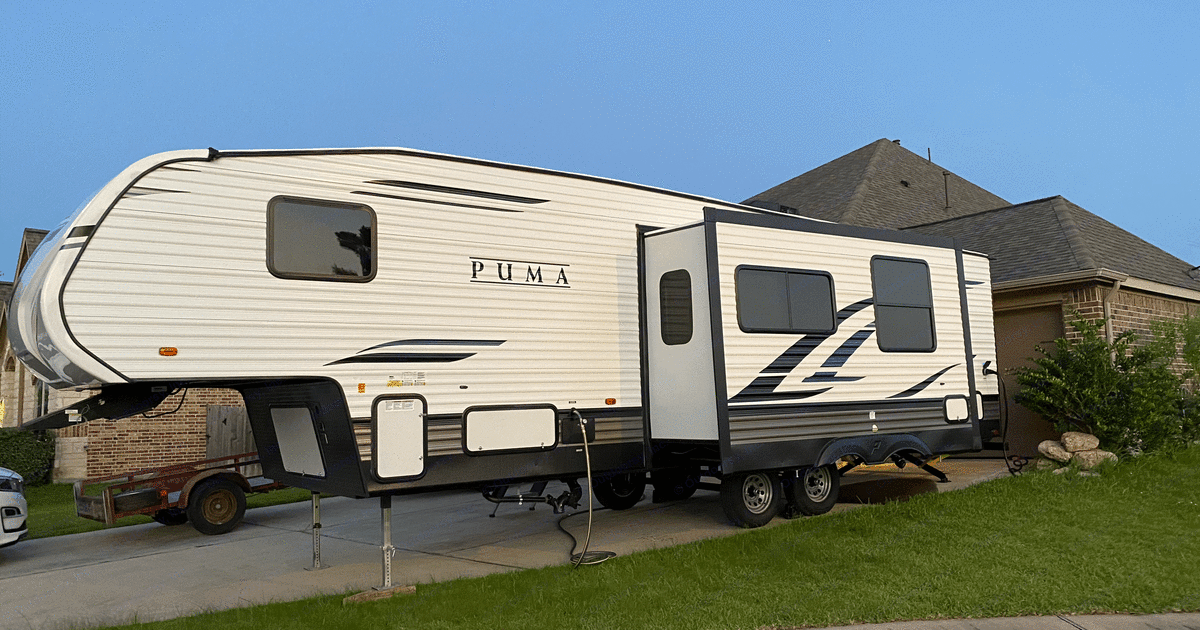 2021 Forest River Palomino Puma Fifth-wheel Rental in Somerville, TX ...