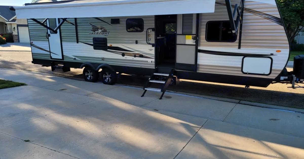 2019 Jayco Jay Flight SLX Rocky Mtn Edition Travel trailer Rental in Meridian, ID | Outdoorsy