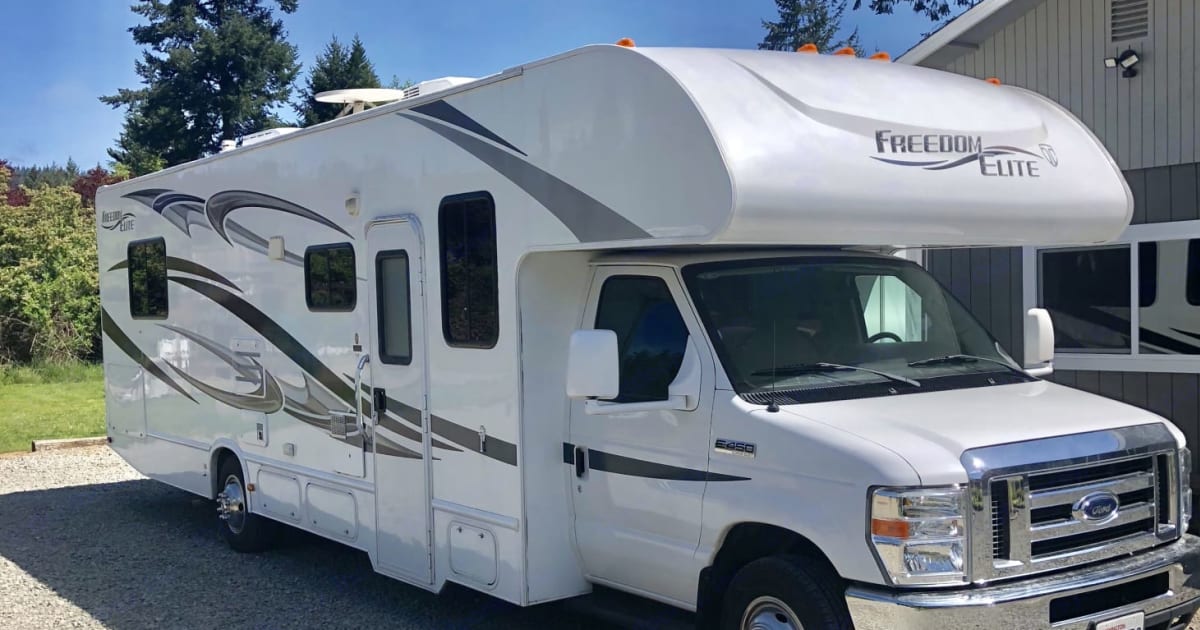 2012 Thor Freedom Elite Motorhome Rental in Brush Prairie, WA | Outdoorsy