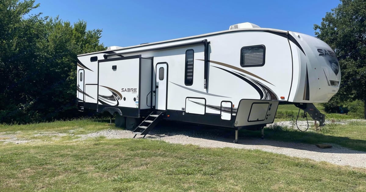 2021 Forest River Sabre Caravane semi-remorque Rental in Terlton, OK ...