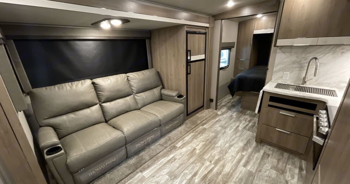 2021 Grand Design Imagine 2400BH Travel trailer Rental in Fort Worth ...