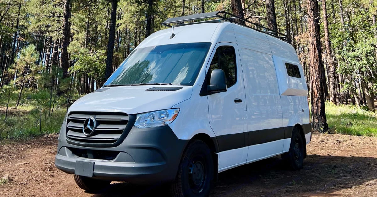 2022 Mercedes-Benz Sprinter RV Motorhome Campervan Camper Van Rental in ...