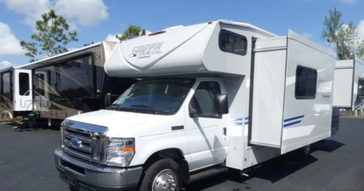 2022 Coachmen Cross Trail XL 26XG Ford E-450 Class C Rental in ...