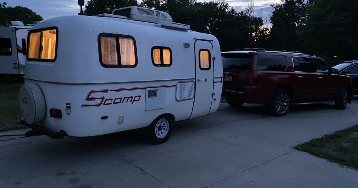 1999 Scamp 16' Travel trailer Rental in Ankeny, IA | Outdoorsy