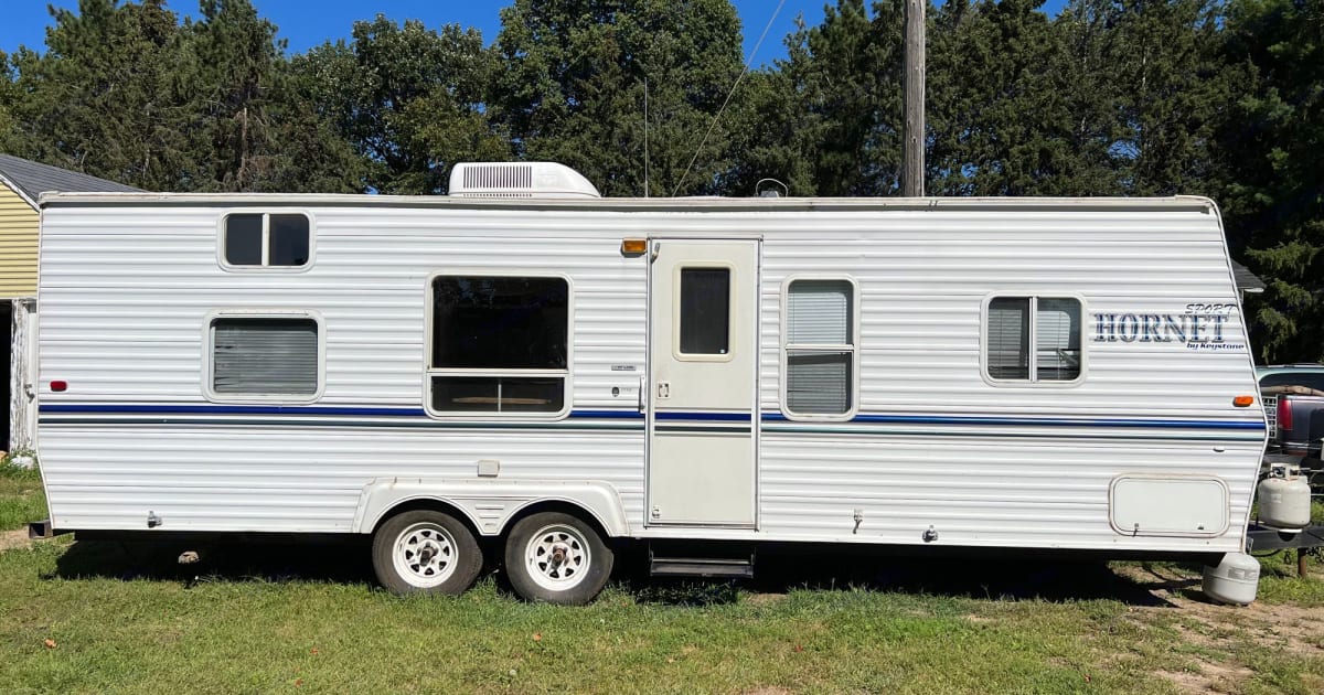 2003 Keystone Hornet Sport Travel trailer Rental in Randall, MN | Outdoorsy
