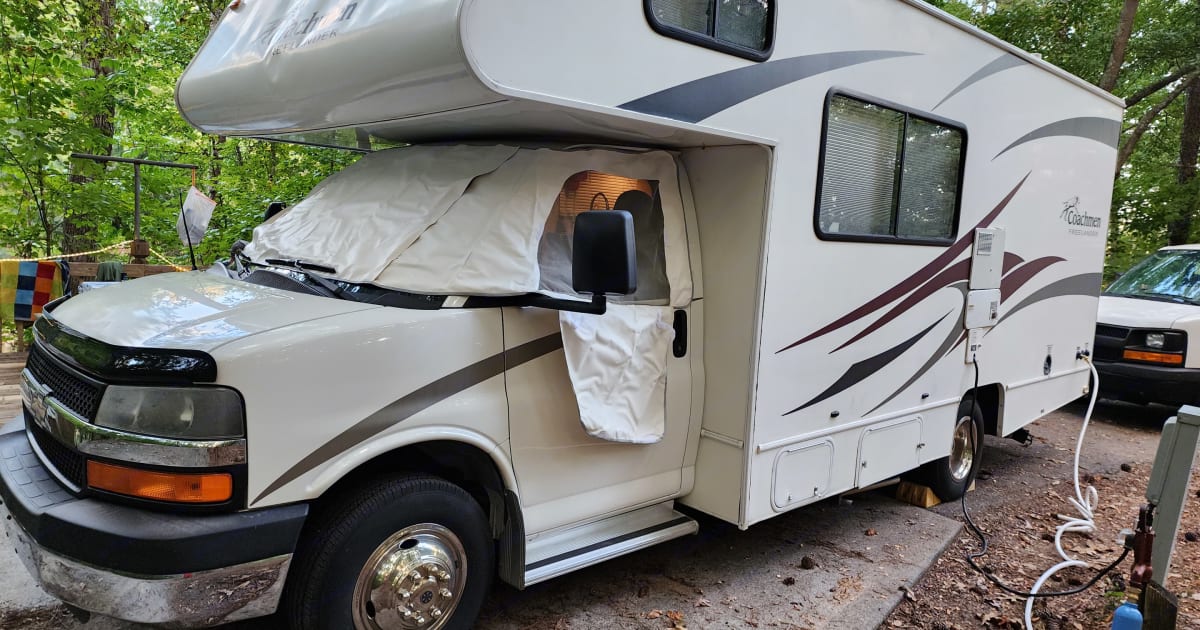 2010 Coachmen Freelander Class C Rental in Smyrna, GA | Outdoorsy