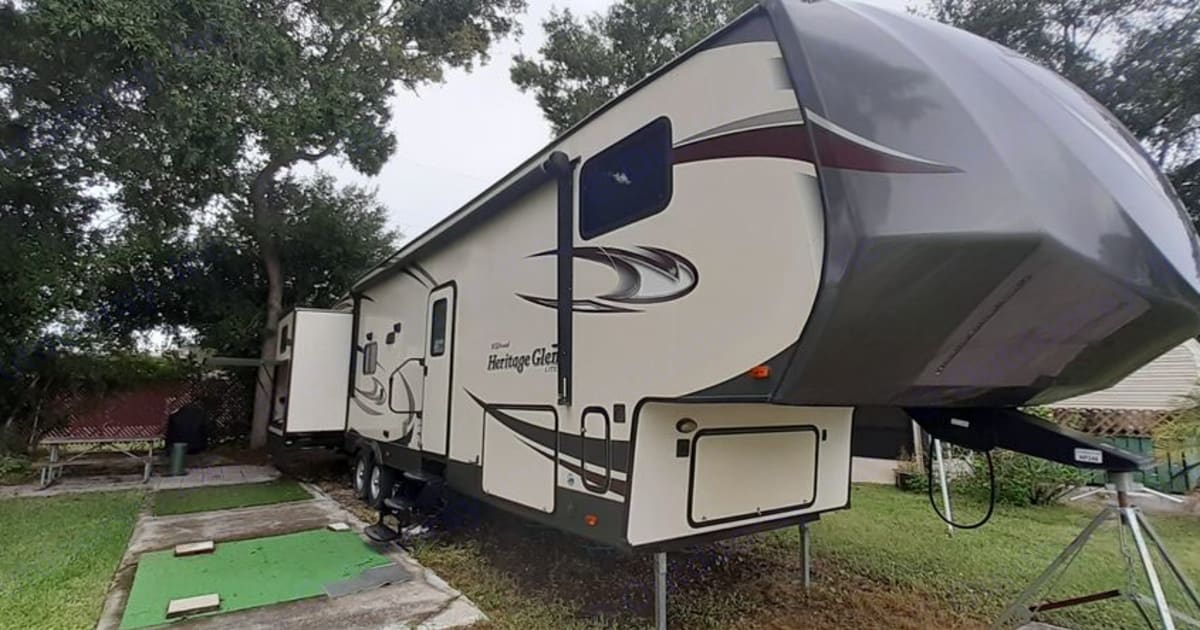 2018 Forest River Wildwood Heritage Glen Lite Caravane semi-remorque ...