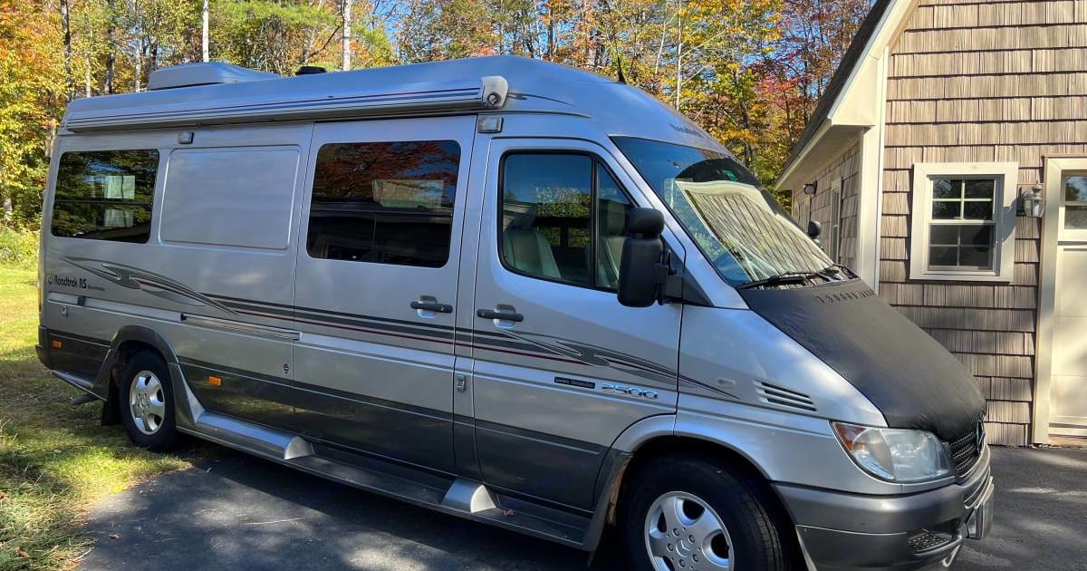 2006 Roadtrek Roadtrek Class B Class B Rental in Bath, ME | Outdoorsy