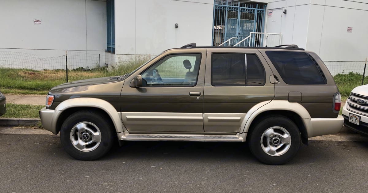 1999 Infiniti Qx4 Camper van Rental in Honolulu, HI | Outdoorsy