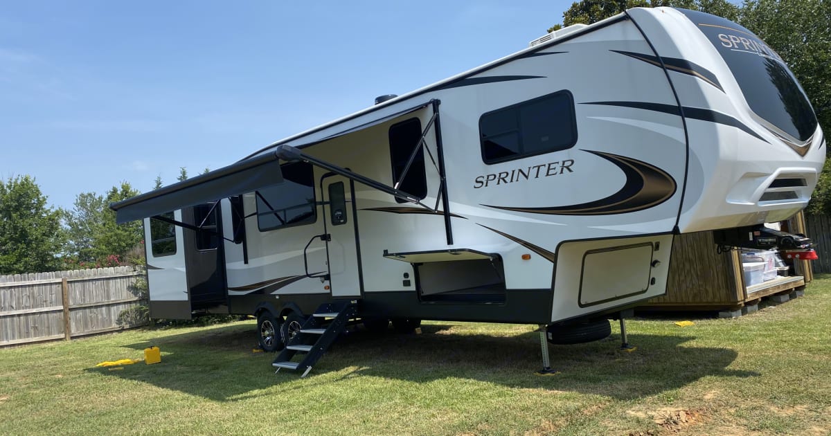 2021 Keystone RV Sprinter Limited Fifth-wheel Rental in Byron, GA ...