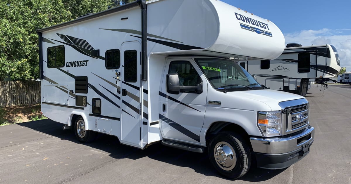 2022 Gulf Stream Conquest Class C Rental in Fort Pierce, FL | Outdoorsy