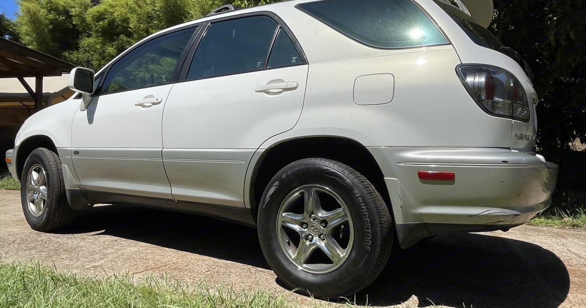 2003 lexus RX300 Camper van Rental in Haiku-Pauwela, HI | Outdoorsy