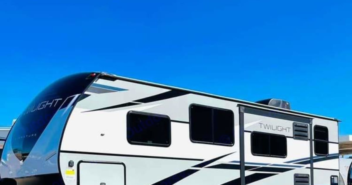 2021 Twilight RVS Signature Travel trailer Rental in Chandler, AZ | Outdoorsy
