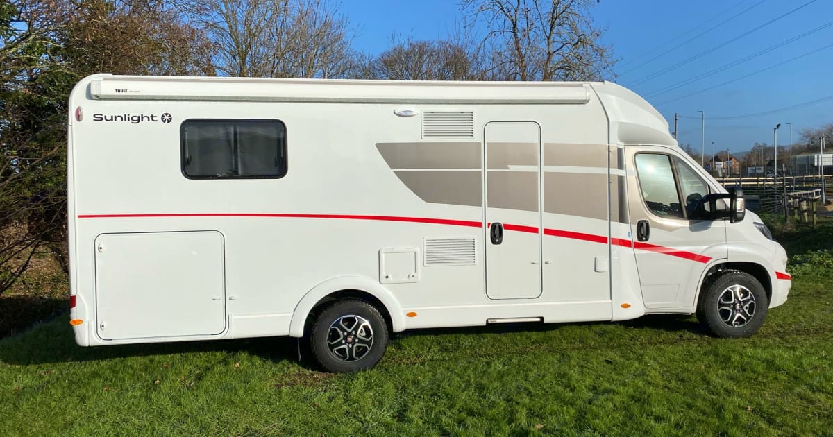 Photos | 2024 Sunlight T69LC Motorhome Rental in Cheltenham, | Outdoorsy