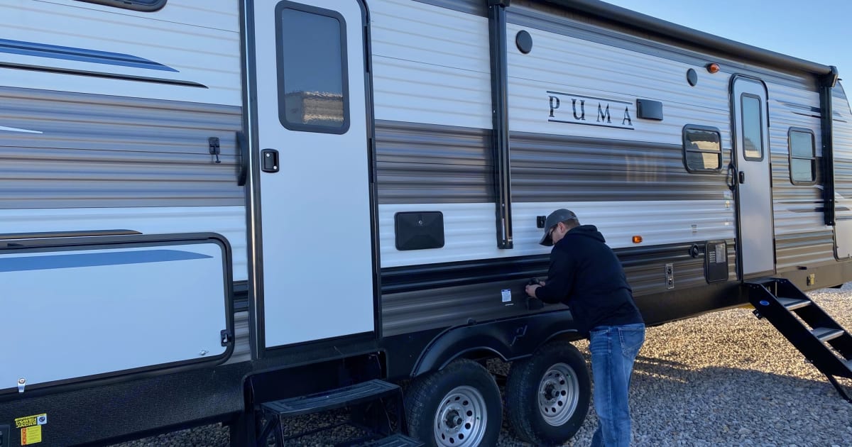 2021 Forest River Palomino Puma XLE Lite Travel trailer Rental in ...