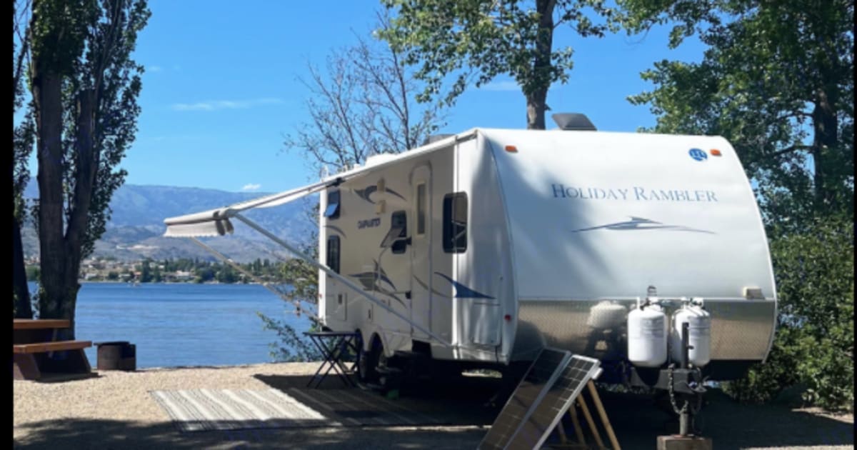 2011 Holiday Rambler Campmaster Travel trailer Rental in Penticton, BC ...