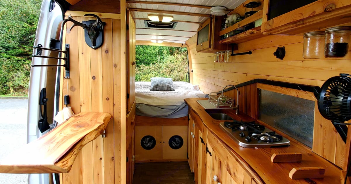 2008 Dodge Sprinter Class B Rental in Victoria, BC | Outdoorsy