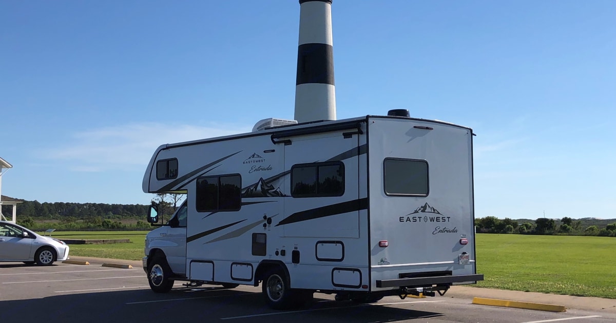 2022 Forest River Entrada Motorhome Rental in Mills River, NC | Outdoorsy