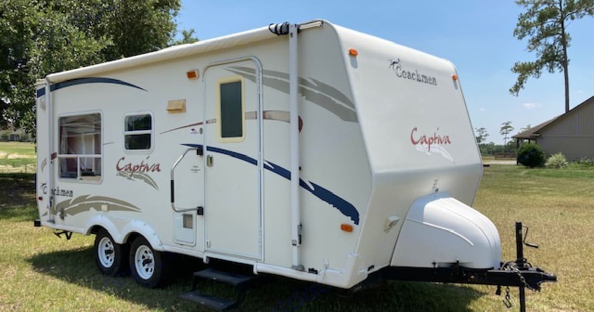 2006 Coachmen Captiva Travel trailer Rental in Adel, GA | Outdoorsy