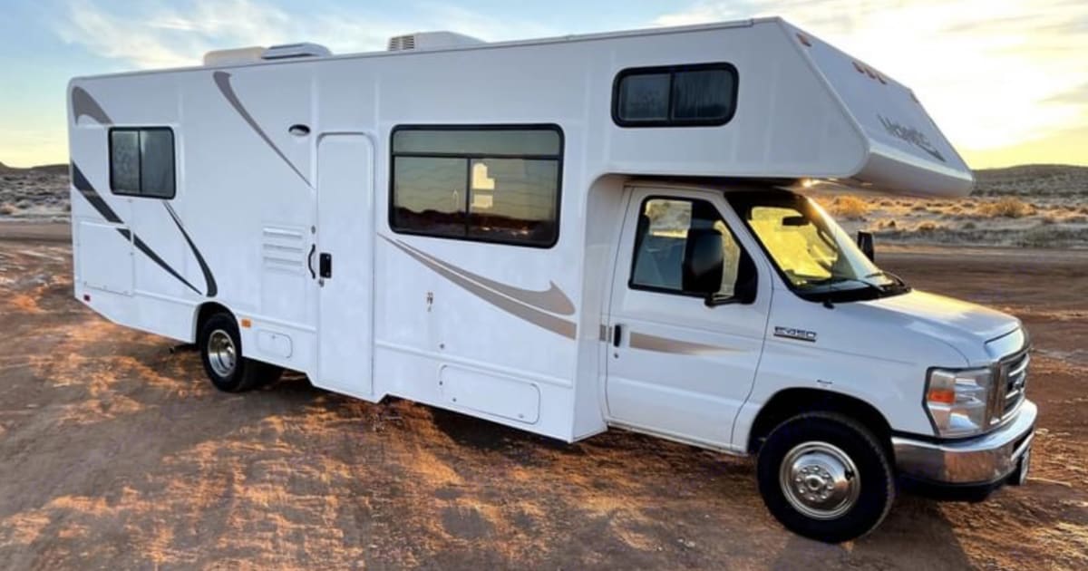 2016 Thor Majestic Motorhome Rental in Saint George, UT | Outdoorsy