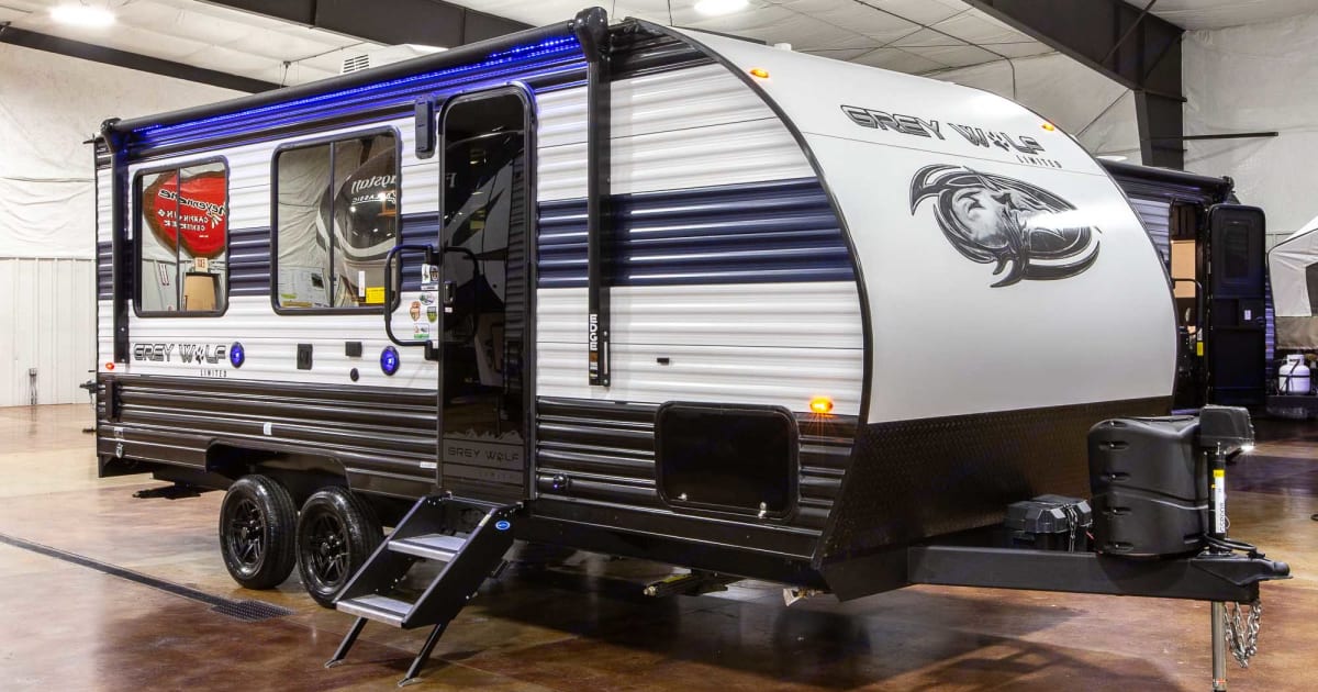 2022 Forest River Cherokee Grey Wolf Toy hauler Rental in Hemet, CA ...