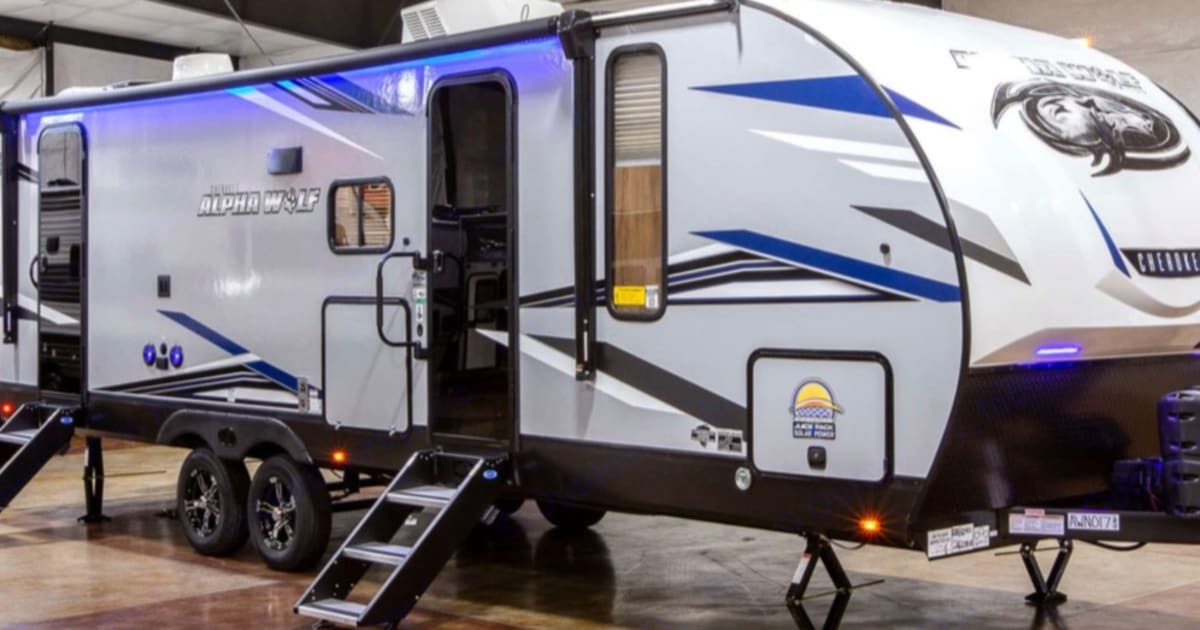 2022 Forest River Cherokee Alpha Wolf Travel trailer Rental in Antelope ...