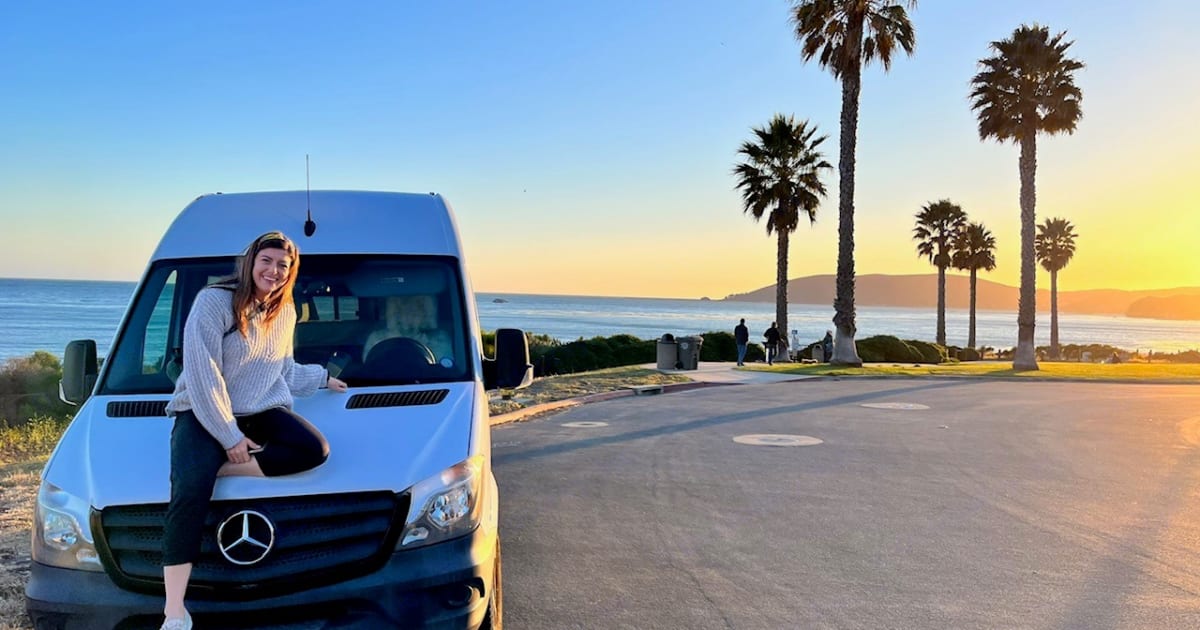 2016 Mercedes-Benz Sprinter RV Motorhome Campervan Van Rental in Blanco ...