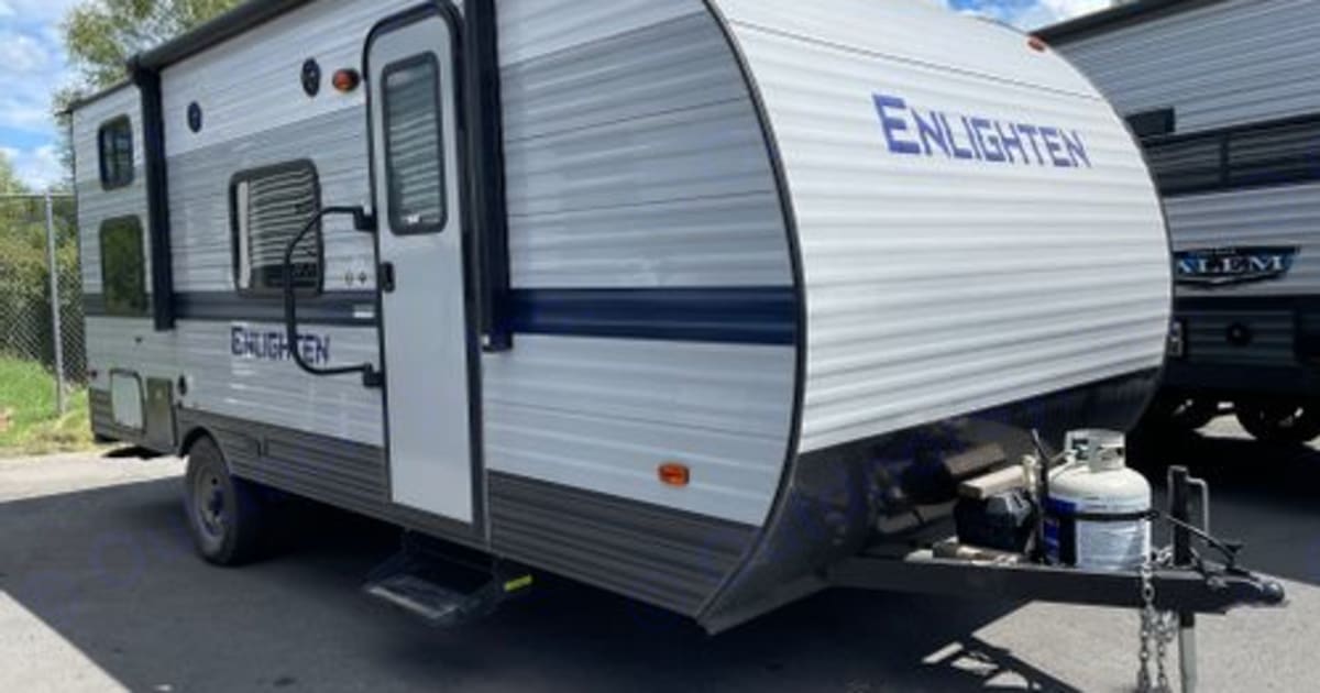 2021 Gulf Stream Enlighten Travel trailer Rental in Azusa, CA | Outdoorsy