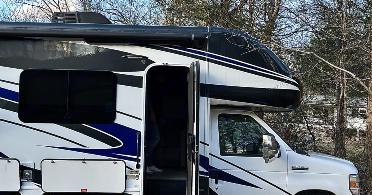 2019 Fleetwood Jamboree Class C Rental in Marion, NC | Outdoorsy