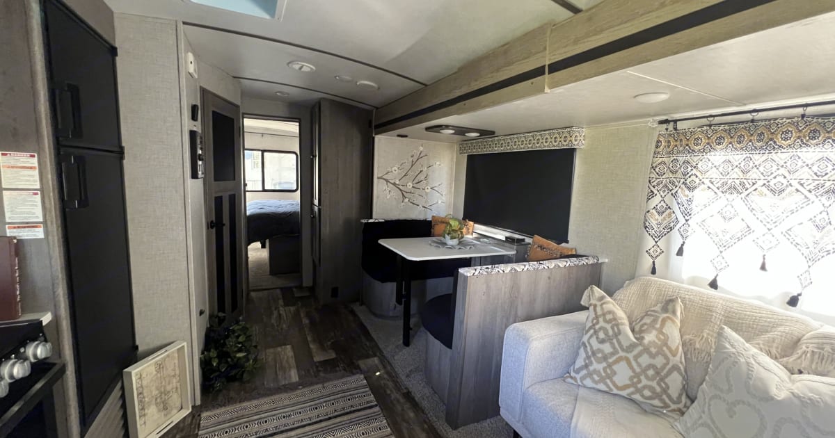 2020 Keystone Outback Toy hauler Rental in Lehigh Acres, FL | Outdoorsy