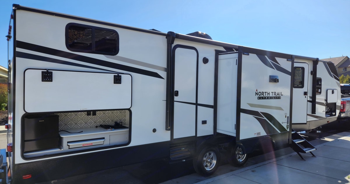 2021 Heartland RVs North Trail Travel trailer Rental in Winchetser, CA ...