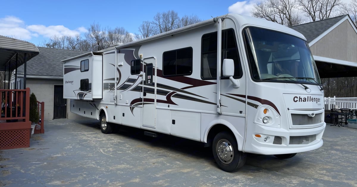 Photos | 2009 Damon Corporation Challenger Class A Rental in MOUNT ...