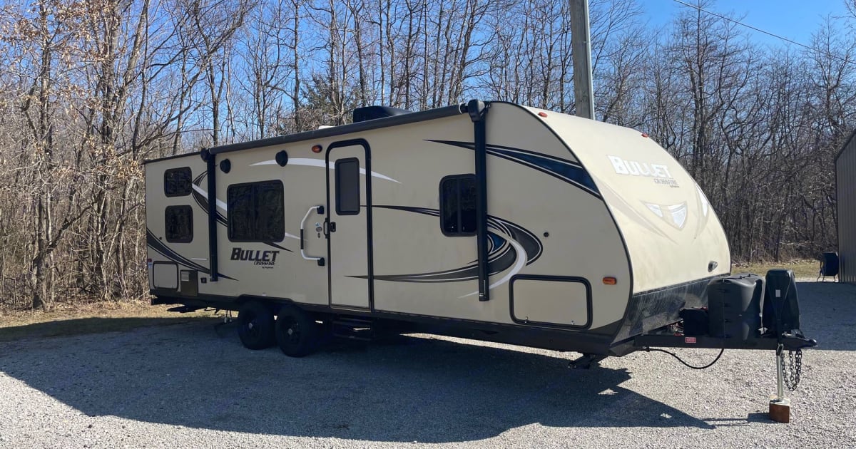 2017 Keystone Bullet Travel trailer Rental in Vandalia, IL | Outdoorsy